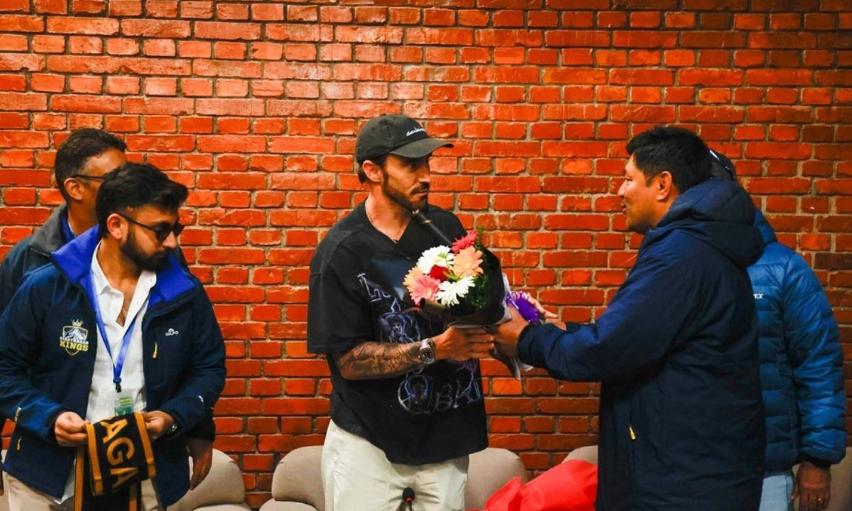 Faf du Plessis Arrives in Nepal to Play in NPL